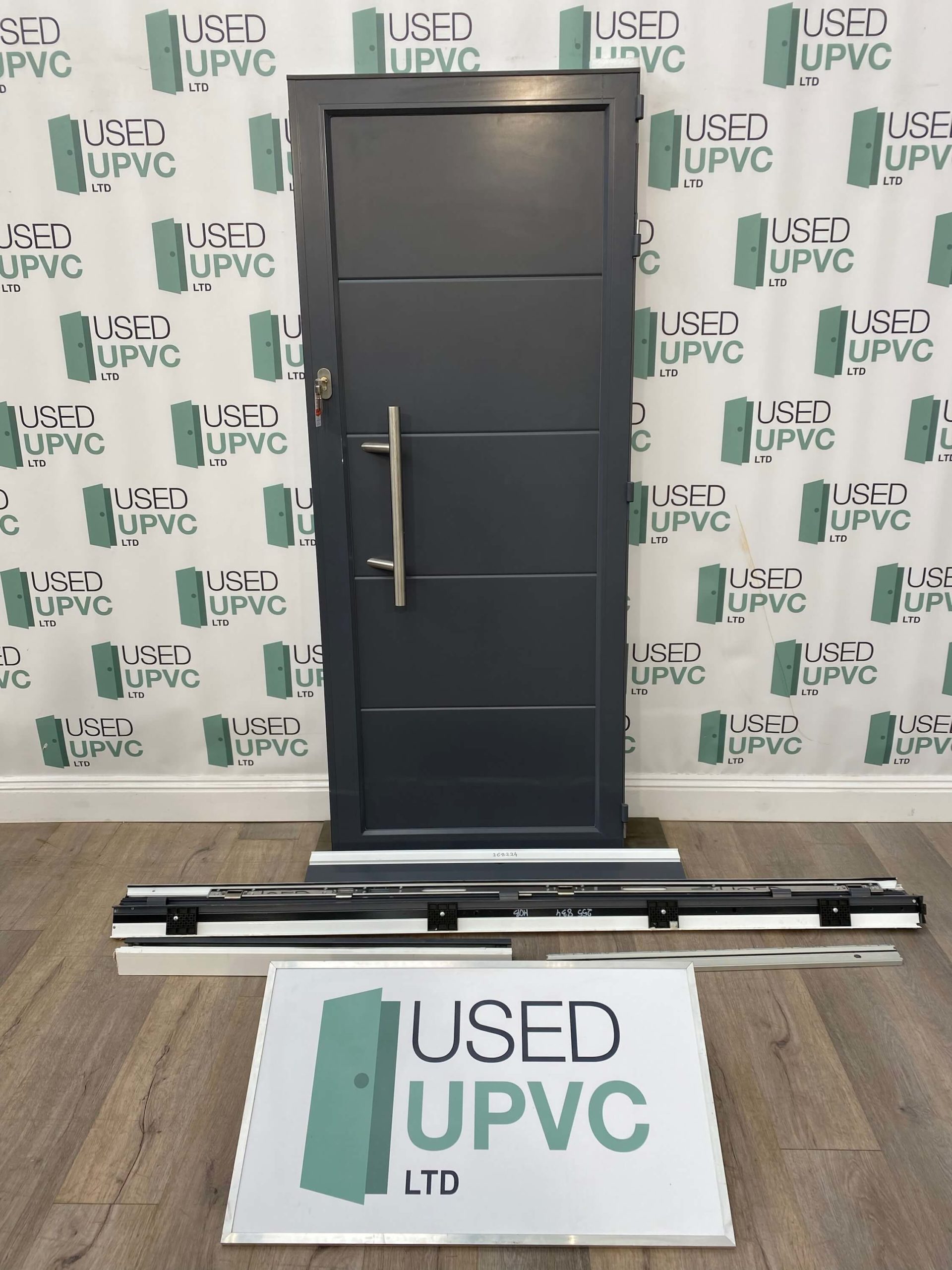 Origin Aluminium Anthracite Grey (RAL 7016) Front Door | Green doors