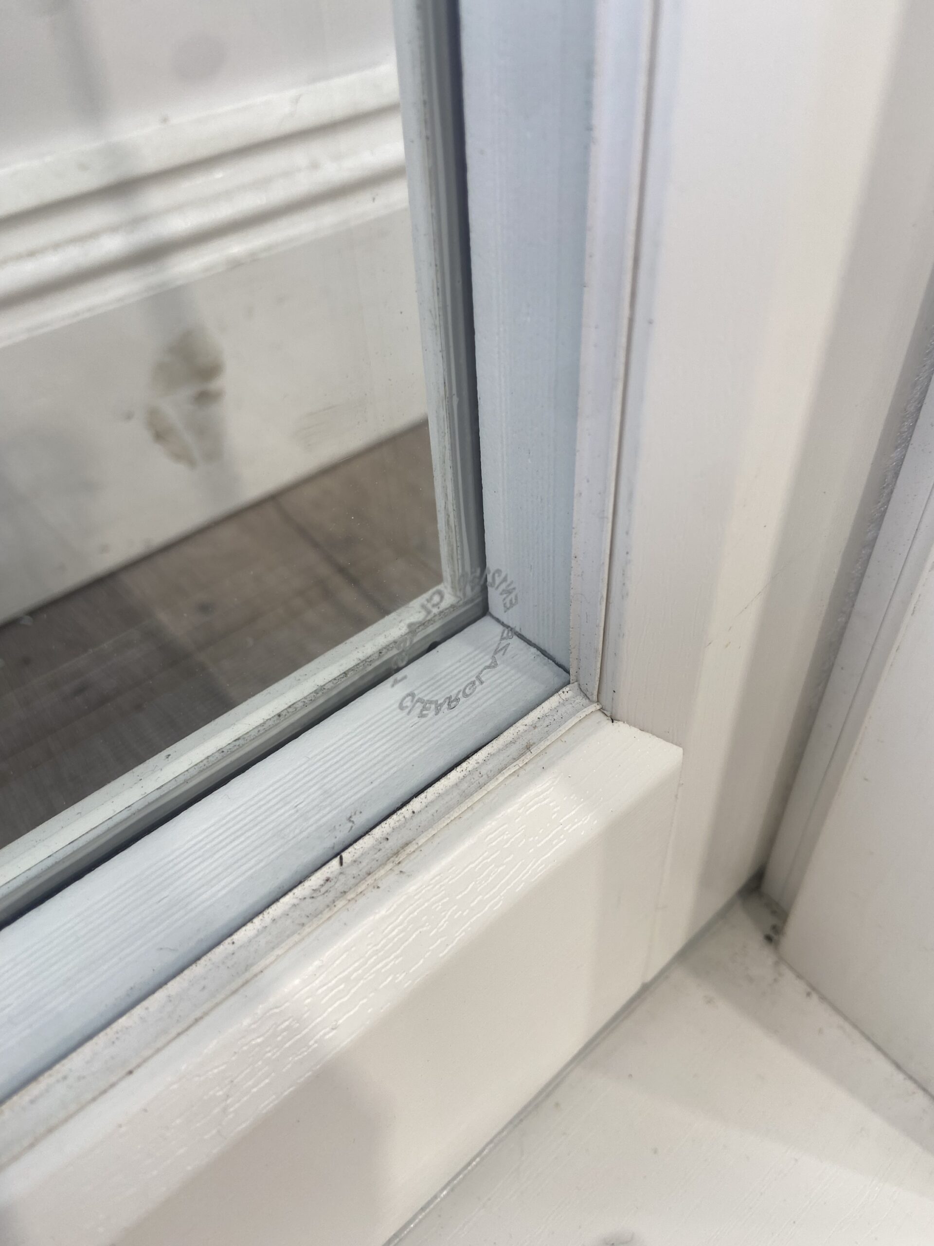 'Residence Collection' uPVC White Box Sash Window | Green doors