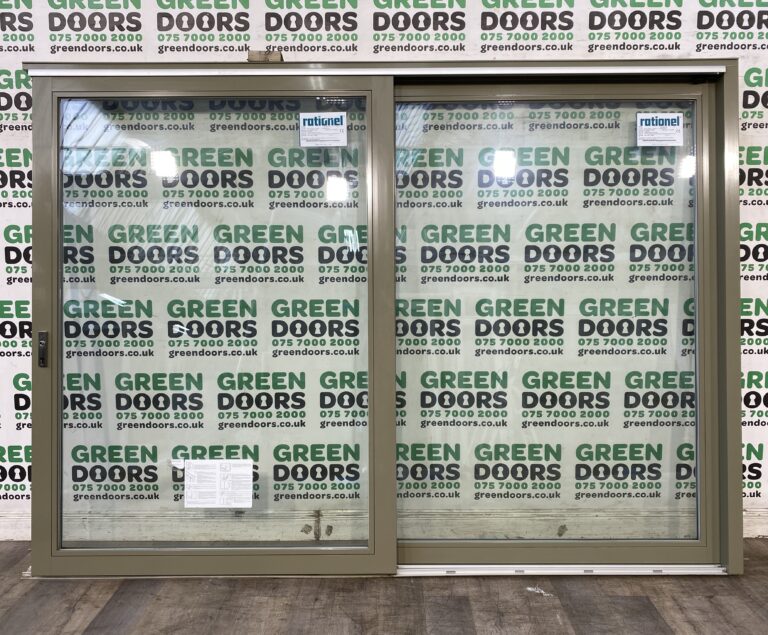Grey Aluminium Patio / Sliding doors | Green doors