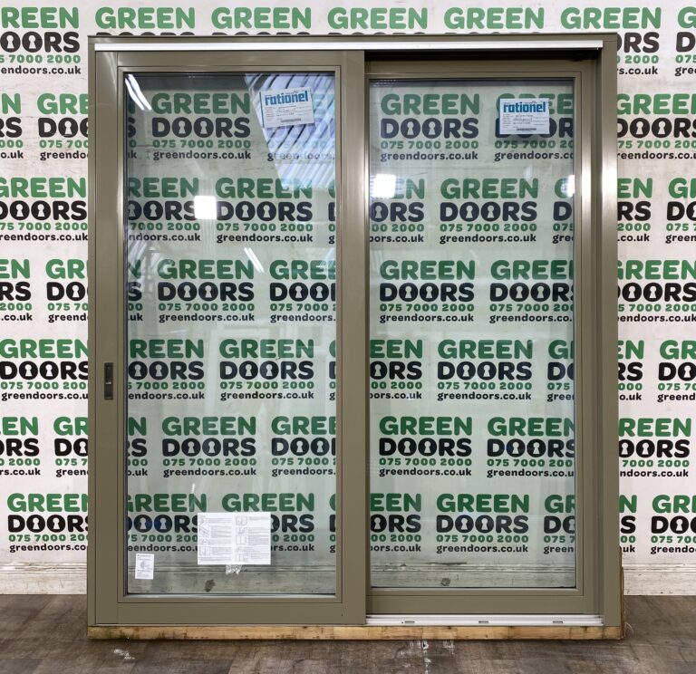 'Super High Quality' Sliding Doors | Green doors